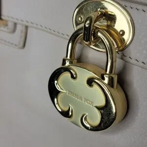 Emma Fox | Bags | Emma Fox Cream Leather Tote With Goldtone Hardware ...